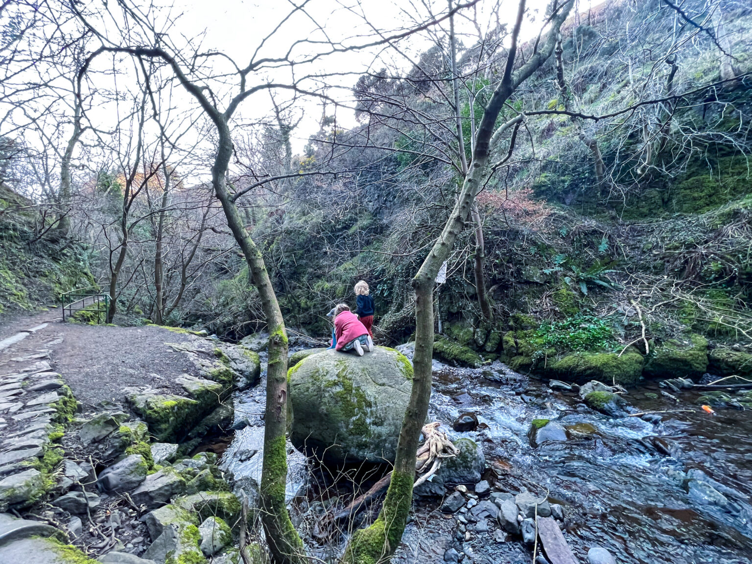 Alva Glen – Scotland With Kids